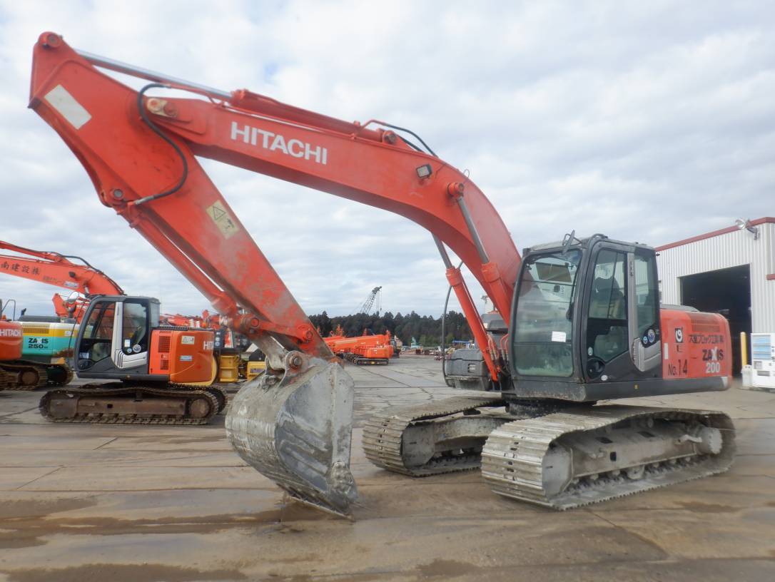 HITACHI-ZX200-3-210567 – Nippon Trading